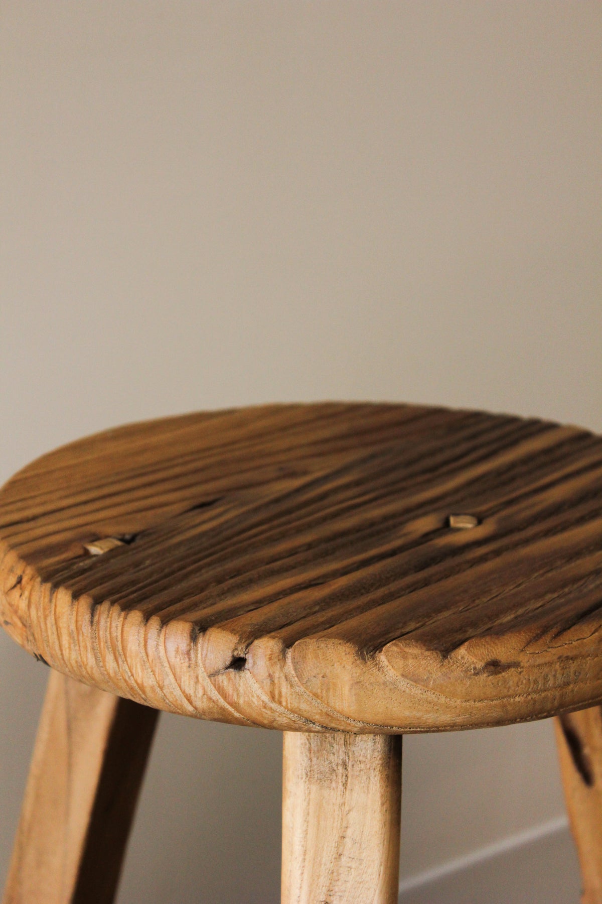 Morgan Reclaimed Round Wood Stool – The Shop by Design Shop
